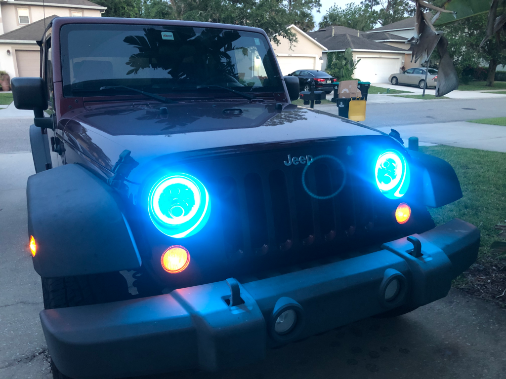 Best Halo Headlights for Jeep Wrangler to Boost Vision | Towing Less