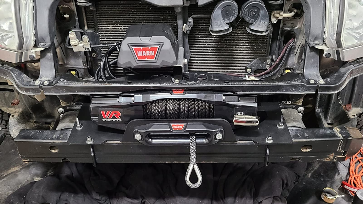 Best Truck Bed Winch for Heavy Off-Road Trucks | Towing Less