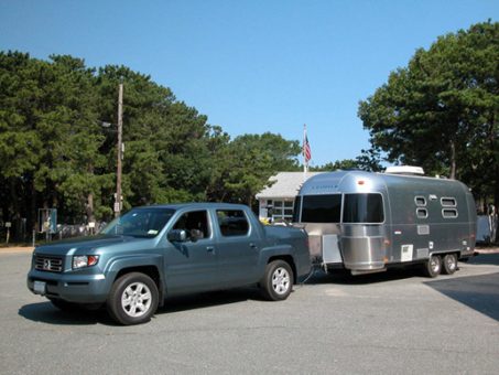 Honda Ridgeline Towing Guide: Capacity, Tips, & More | Towing Less