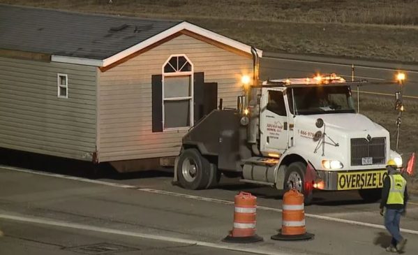 How to Tow a Tiny House? | Towing Less